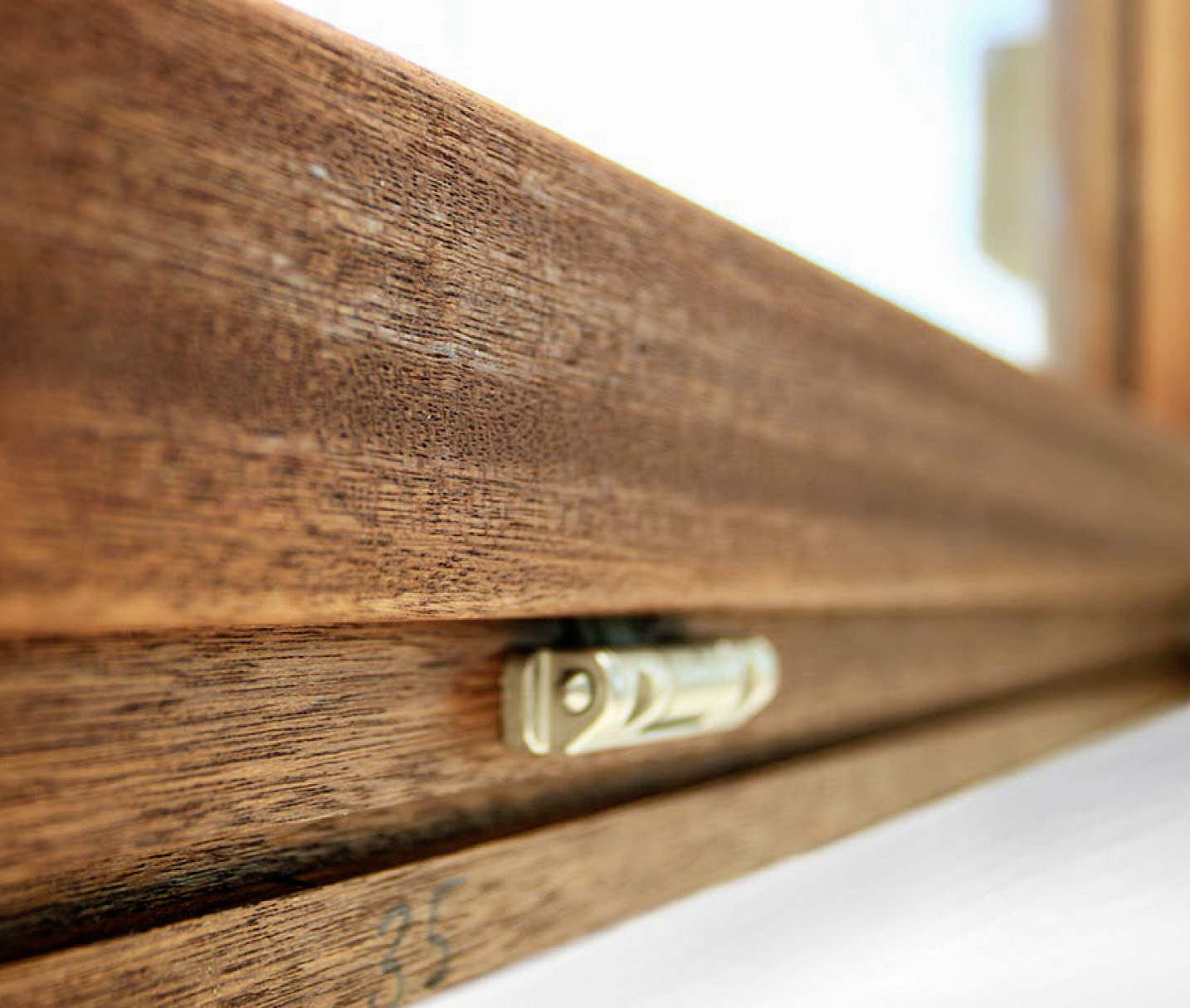 Tropenholz - Meranti als Fensterholz im Wandel der Zeit