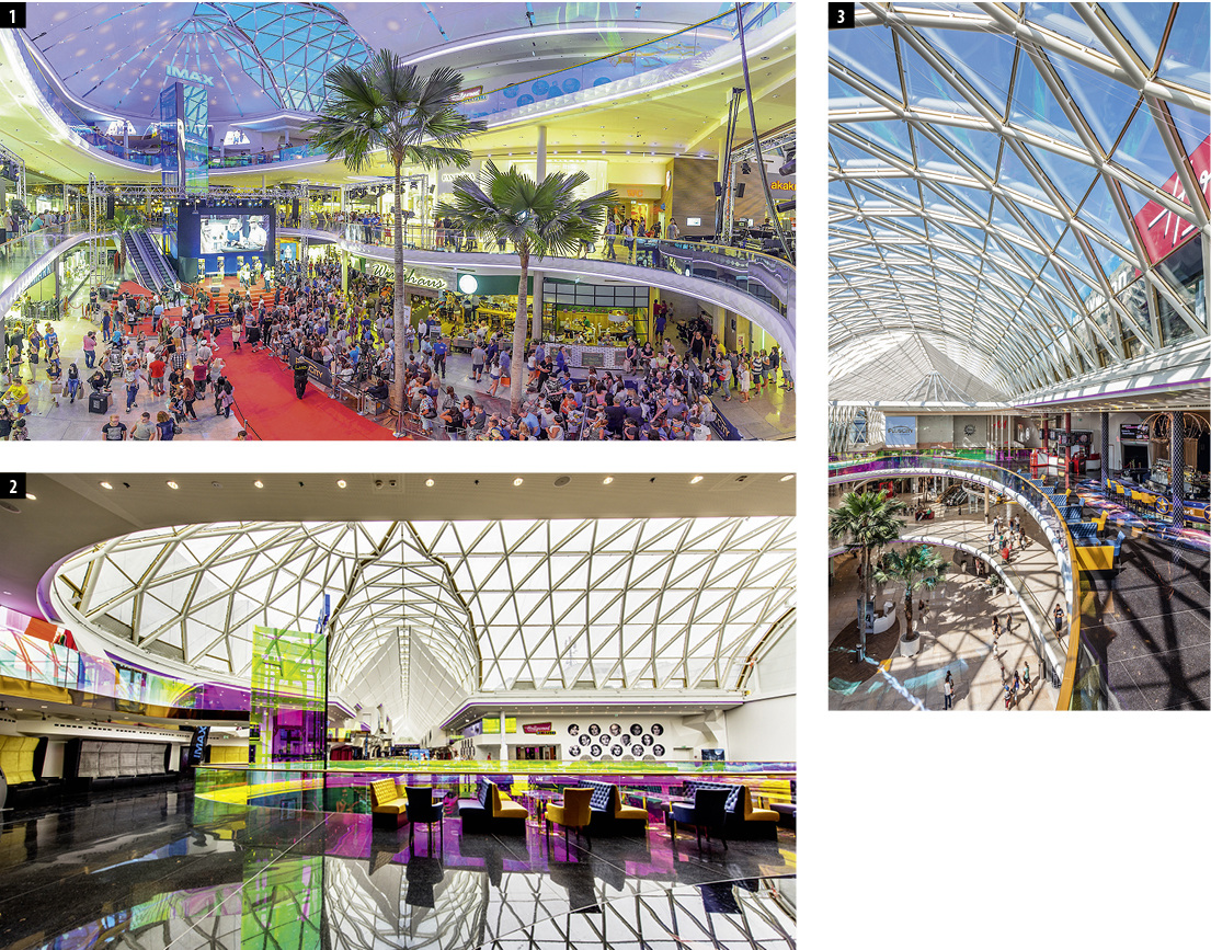 Effektvolles Farb- und Formenspiel in der PlusCity Linz - Shoppen im ...