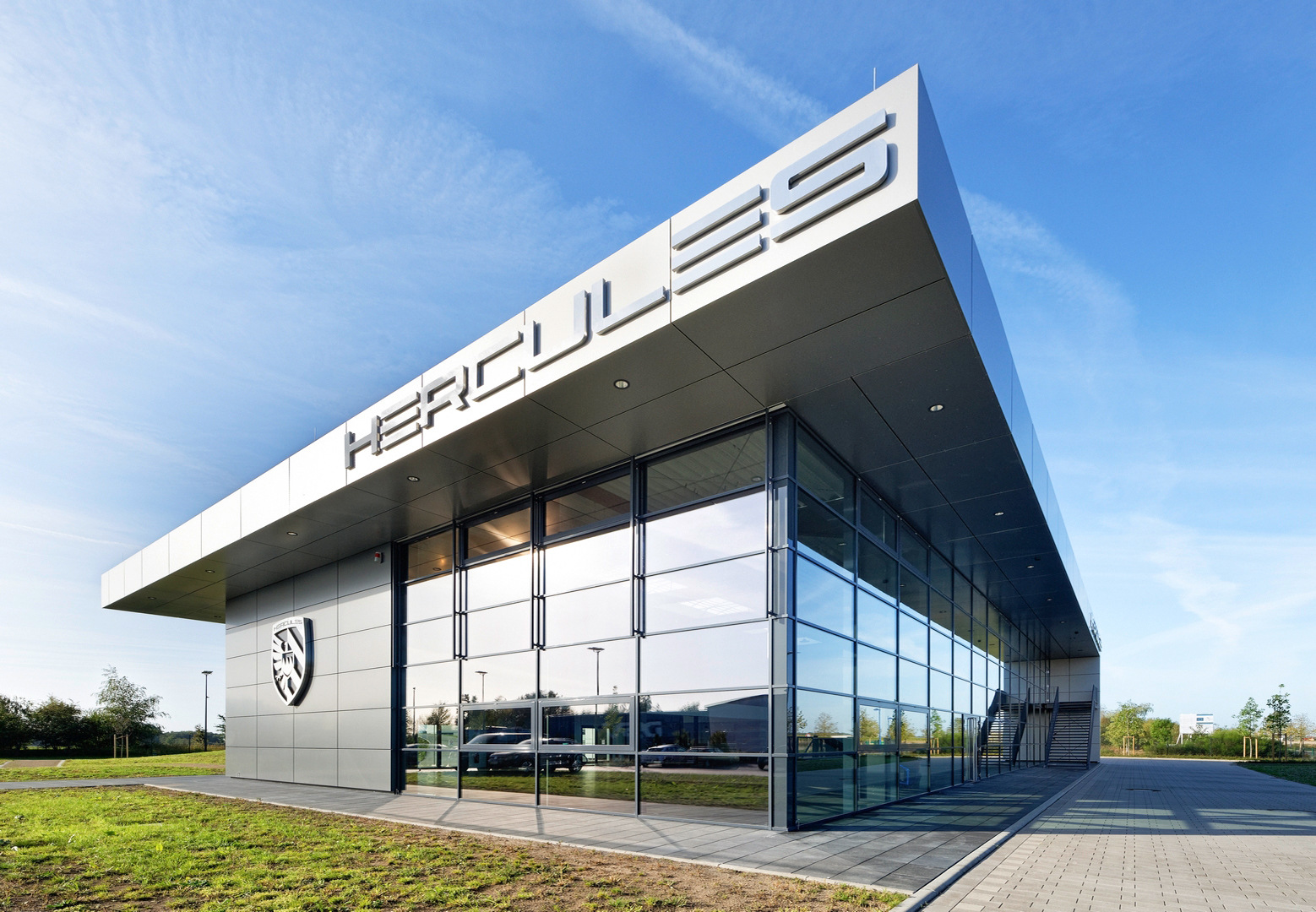 Hercules Bikes setzt auf Sicht- und Sonnenschutz von Lameko - Offenes ...