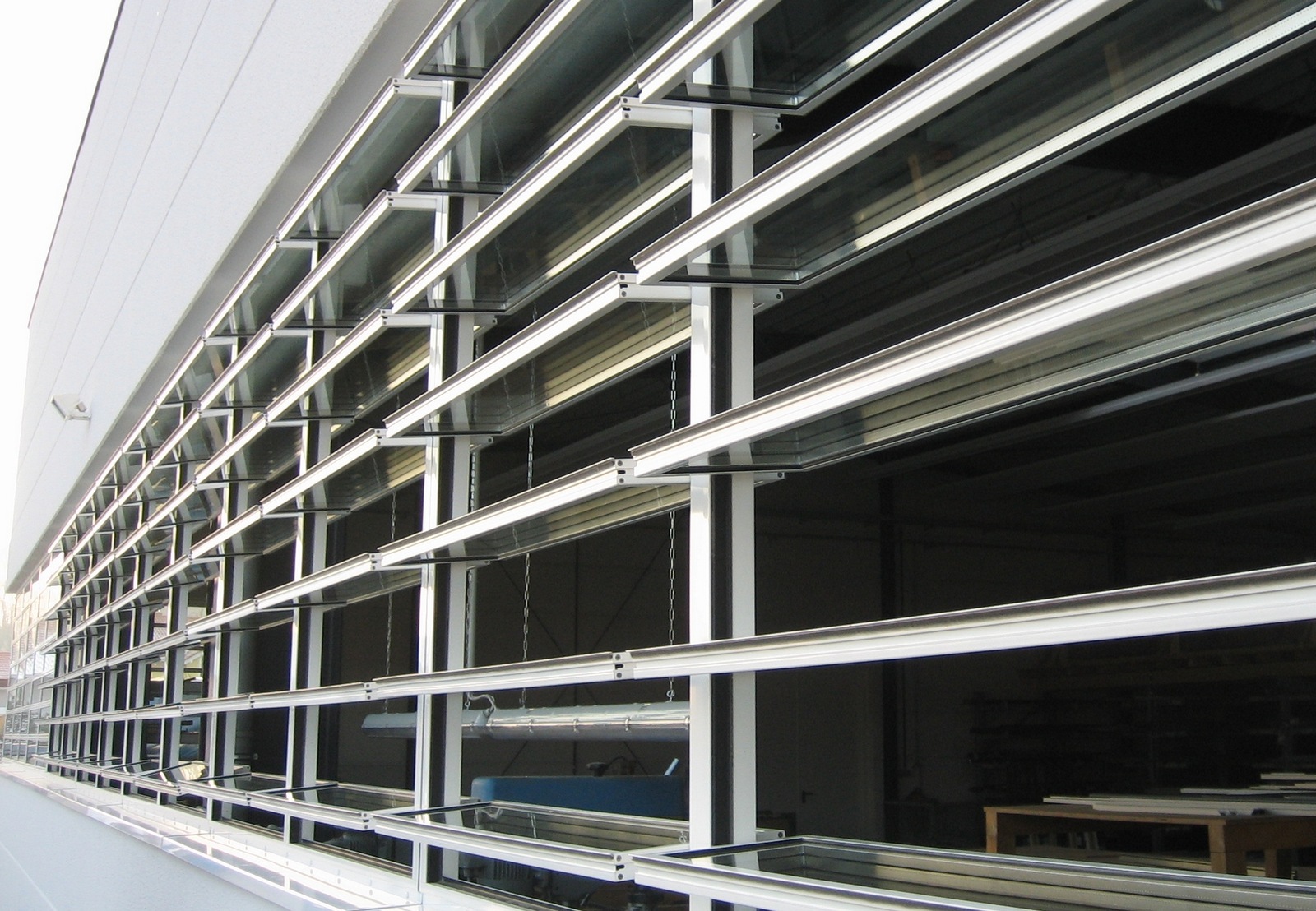 Fieger Lamellenfenster und WindowMaster gehen gemeinsame Wege